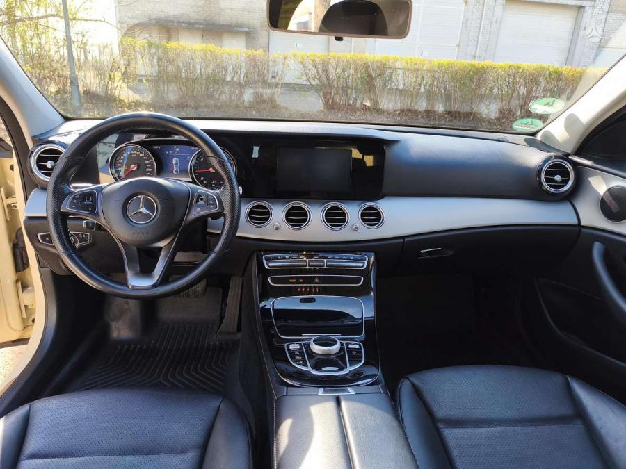 Желтый Мерседес E 200 2018 в Кельме, объемом двигателя 1.95 л и пробегом 425 тыс. км за 6900 €, фото 6 на AUTOMOTO.COM.LV