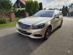 Dzeltens Mercedes-Benz e-200 2016 Kauņa, ar dzinēja tilpumu 2.10 L un nobraukumu 518 tūkst. km par 2750 €, foto  vietnē AUTOMOTO.COM.LV