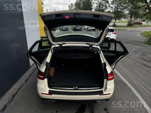 Желтый Мерседес E 200 2018 в Рига, объемом двигателя 2.00 л и пробегом 178 тыс. км за 13333 €, фото 15 на AUTOMOTO.COM.LV