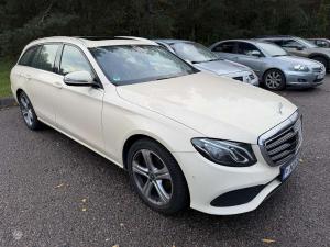 Dzeltens Mercedes-Benz e-200 2018 Viļņa, ar dzinēja tilpumu 1.95 L un nobraukumu 500 tūkst. km par 4300 €, foto  vietnē AUTOMOTO.COM.LV