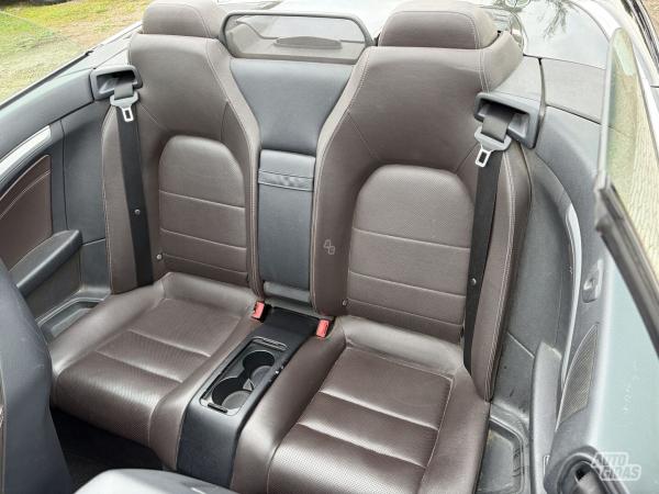 Melns Mercedes-Benz E 220 2014 Viļņa, ar dzinēja tilpumu 2.10 L un nobraukumu 253 tūkst. km par 14500 €, foto 6 vietnē AUTOMOTO.COM.LV