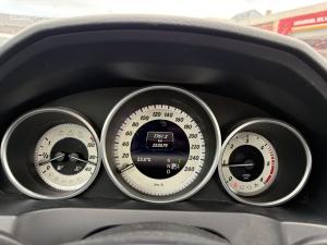 Melns Mercedes-Benz E 220 2014 Viļņa, ar dzinēja tilpumu 2.10 L un nobraukumu 253 tūkst. km par 14500 €, foto 19 vietnē AUTOMOTO.COM.LV