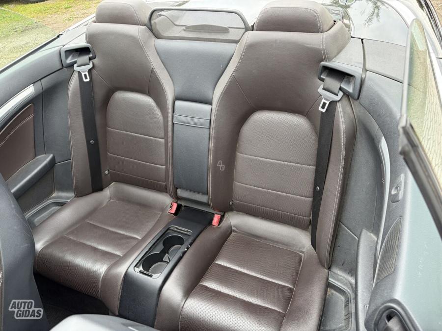 Melns Mercedes-Benz E 220 2014 Viļņa, ar dzinēja tilpumu 2.10 L un nobraukumu 253 tūkst. km par 14500 €, foto 7 vietnē AUTOMOTO.COM.LV