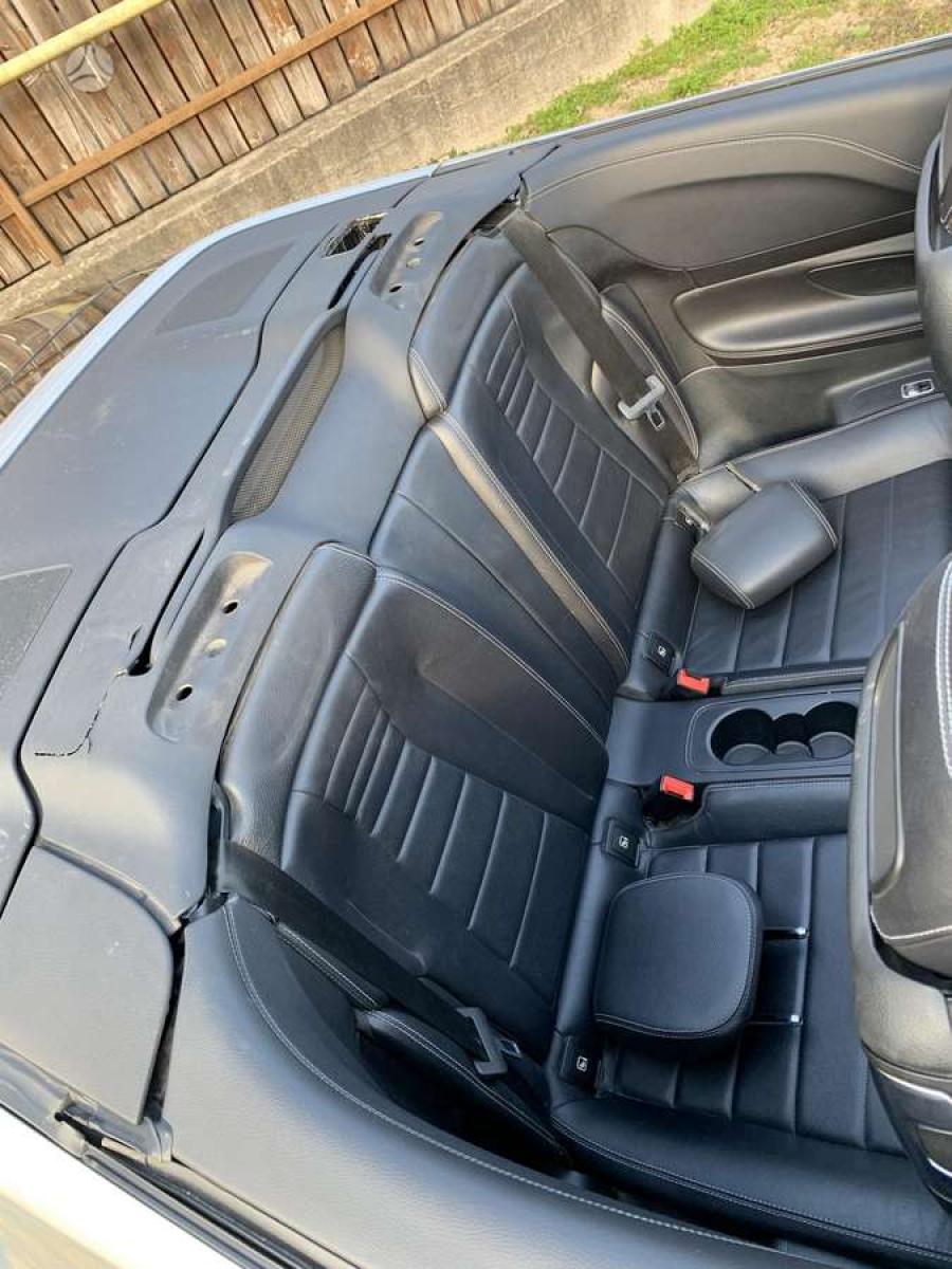 Melns Mercedes-Benz E 220 2018 Kauņa, ar dzinēja tilpumu 1.95 L un nobraukumu 174 tūkst. km par 16999 €, foto 13 vietnē AUTOMOTO.COM.LV