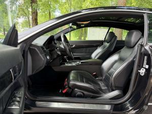 Black Mercedes-Benz E 220 2012 in Kaunas, with an engine capacity of 2.20 L and mileage of 324 thousand km for 6500 €, photo 12 on AUTOMOTO.COM.LV