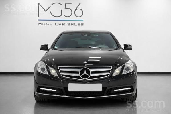 Black Mercedes-Benz E 220 2012 in Riga, with an engine capacity of 2.20 L and mileage of 204 thousand km for 9450 €, photo 4 on AUTOMOTO.COM.LV