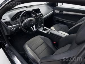 Черный Мерседес E 220 2012 в Рига, объемом двигателя 2.20 л и пробегом 204 тыс. км за 9450 €, фото 11 на AUTOMOTO.COM.LV