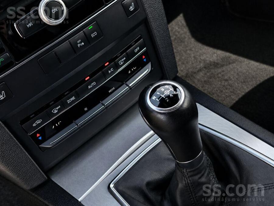 Черный Мерседес E 220 2012 в Рига, объемом двигателя 2.20 л и пробегом 204 тыс. км за 9450 €, фото 14 на AUTOMOTO.COM.LV