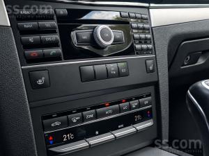 Черный Мерседес E 220 2012 в Рига, объемом двигателя 2.20 л и пробегом 204 тыс. км за 9450 €, фото 17 на AUTOMOTO.COM.LV