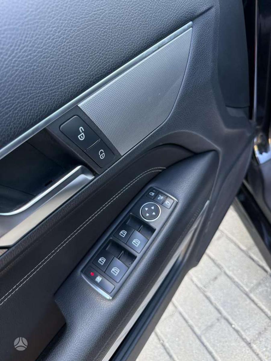 Черный Мерседес E 220 2013 в Утена, объемом двигателя 2.20 л и пробегом 238 тыс. км за 10990 €, фото 22 на AUTOMOTO.COM.LV