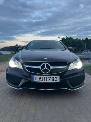 Черный Мерседес E 220 2014 в Каунас, объемом двигателя 0.00 л и пробегом 234 тыс. км за 13999 €, фото 10 на AUTOMOTO.COM.LV