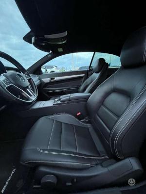 Черный Мерседес E 220 2014 в Каунас, объемом двигателя 0.00 л и пробегом 234 тыс. км за 13999 €, фото 11 на AUTOMOTO.COM.LV
