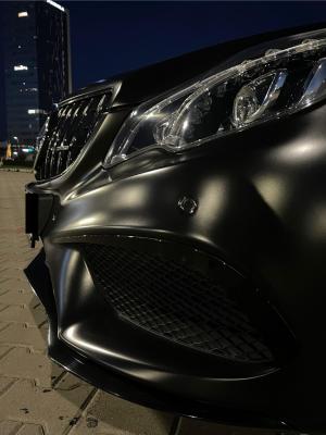 Черный Мерседес E 220 2015 в Вильнюс, объемом двигателя 2.10 л и пробегом 167 тыс. км за 16950 €, фото 8 на AUTOMOTO.COM.LV
