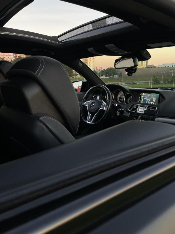 Мерседес E 220 2015 в Вильнюс на AUTOMOTO.COM.LV Черный Мерседес E 220 2015 в Вильнюс, объемом двигателя 2.10 л и пробегом 167 тыс. км за 16950 €, фото 11 на AUTOMOTO.COM.LV