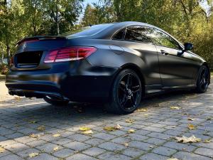 Черный Мерседес E 220 2015 в Вильнюс, объемом двигателя 2.10 л и пробегом 167 тыс. км за 16950 €, фото 39 на AUTOMOTO.COM.LV