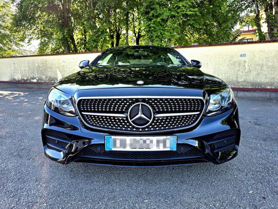 Черный Мерседес E 220 2017 в Таураге, объемом двигателя 1.95 л и пробегом 183 тыс. км за 24300 €, фото 4 на AUTOMOTO.COM.LV