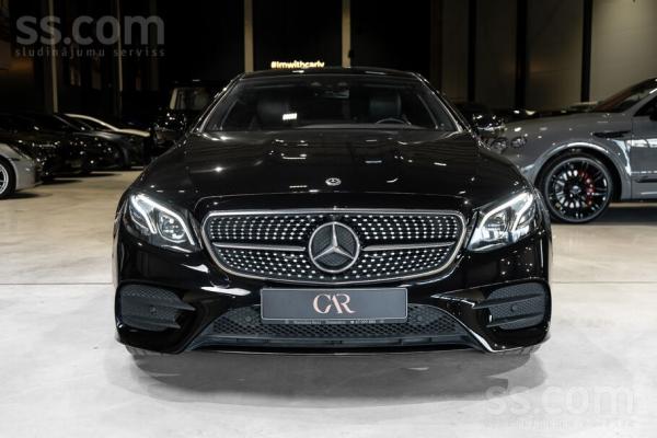 Black Mercedes-Benz E 220 2018 in Riga, with an engine capacity of 2.00 L and mileage of 167 thousand km for 33000 €, photo 2 on AUTOMOTO.COM.LV