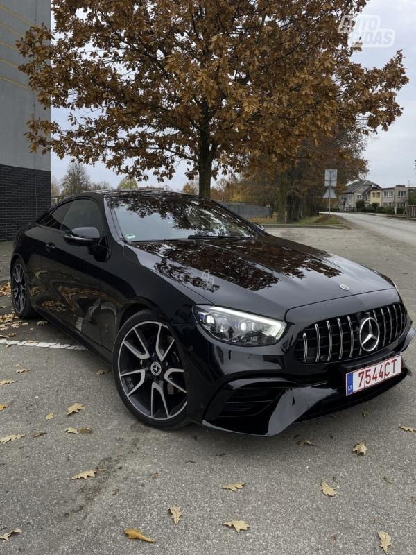 Melns Mercedes-Benz E 220 2018 Kupiškis, ar dzinēja tilpumu 2.00 L un nobraukumu 168 tūkst. km par 26000 €, foto 1 vietnē AUTOMOTO.COM.LV