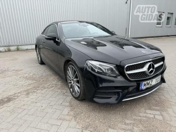 Melns Mercedes-Benz E 220 2018 Kauņa, ar dzinēja tilpumu 2.00 L un nobraukumu 115 tūkst. km par 24000 €, foto 3 vietnē AUTOMOTO.COM.LV