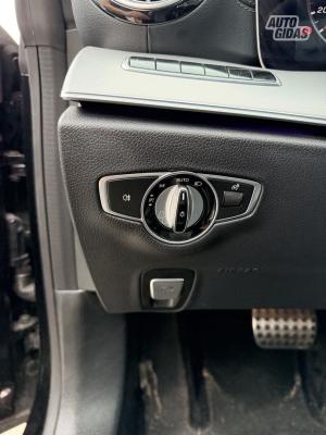 Black Mercedes-Benz E 220 2018 in Kaunas, with an engine capacity of 2.00 L and mileage of 115 thousand km for 24000 €, photo 8 on AUTOMOTO.COM.LV