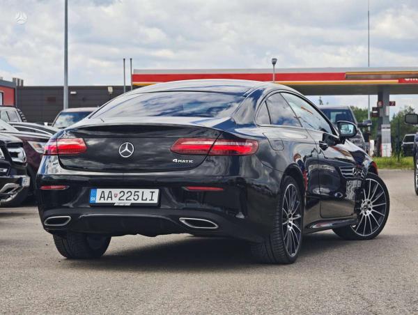 Черный Мерседес E 220 2019 в Вильнюс, объемом двигателя 2.00 л и пробегом 184 тыс. км за 27800 €, фото 3 на AUTOMOTO.COM.LV