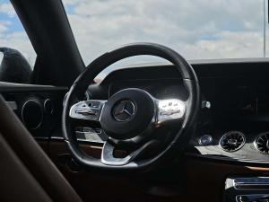 Черный Мерседес E 220 2019 в Вильнюс, объемом двигателя 2.00 л и пробегом 184 тыс. км за 27800 €, фото 14 на AUTOMOTO.COM.LV