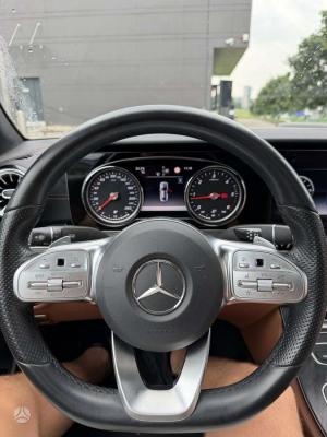 Черный Мерседес E 220 2019 в Вильнюс, объемом двигателя 1.95 л и пробегом 174 тыс. км за 26200 €, фото 15 на AUTOMOTO.COM.LV