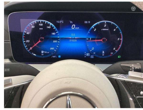 Black Mercedes-Benz E 220 2021 in Radviliskis, with an engine capacity of 1.95 L and mileage of 215 thousand km for 26900 €, photo 10 on AUTOMOTO.COM.LV