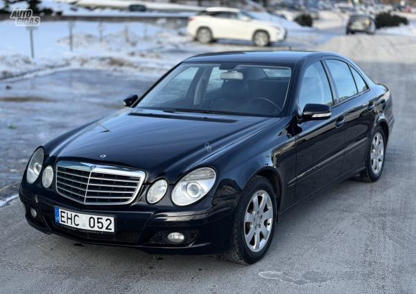 Melns Mercedes-Benz E 220 2009 Viļņa, ar dzinēja tilpumu 2.10 L un nobraukumu 234 tūkst. km par 3850 €, foto 1 vietnē AUTOMOTO.COM.LV