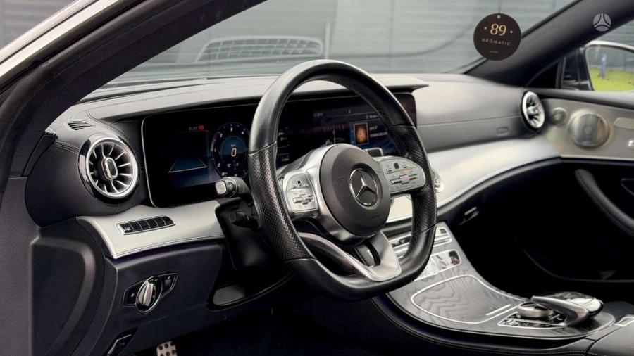 Melns Mercedes-Benz E 220 2018 Viļņa, ar dzinēja tilpumu 2.00 L un nobraukumu 180 tūkst. km par 24900 €, foto 15 vietnē AUTOMOTO.COM.LV