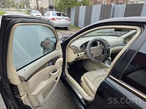 Melns Mercedes-Benz E 220 2002 Liepāja, ar dzinēja tilpumu 2.20 L un nobraukumu 380 tūkst. km par 1600 €, foto 8 vietnē AUTOMOTO.COM.LV