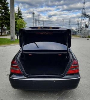 Черный Мерседес E 220 2003 в Шяуляй, объемом двигателя 2.15 л и пробегом 320 тыс. км за 1990 €, фото 14 на AUTOMOTO.COM.LV