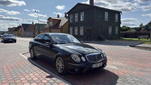Black Mercedes-Benz E 220 2004 in Voru, with an engine capacity of 0.00 L and mileage of 410 thousand km for 4000 €, photo  on AUTOMOTO.COM.LV