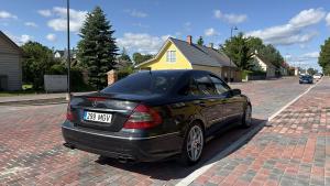 Черный Мерседес E 220 2004 в Выру, объемом двигателя 0.00 л и пробегом 410 тыс. км за 4000 €, фото 9 на AUTOMOTO.COM.LV