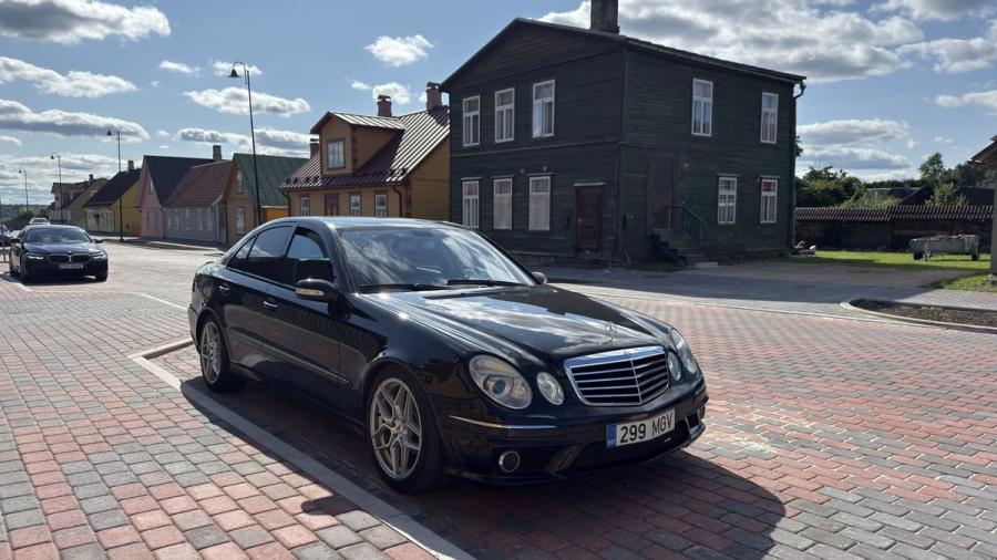 Черный Мерседес E 220 2004 в Выру, объемом двигателя 0.00 л и пробегом 410 тыс. км за 4000 €, фото 12 на AUTOMOTO.COM.LV