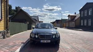 Черный Мерседес E 220 2004 в Выру, объемом двигателя 0.00 л и пробегом 410 тыс. км за 4000 €, фото 13 на AUTOMOTO.COM.LV