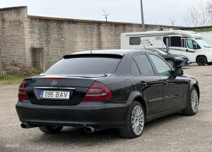 Melns Mercedes-Benz E 220 2004 Narva, ar dzinēja tilpumu 2.20 L un nobraukumu 413 tūkst. km par 1999 €, foto 14 vietnē AUTOMOTO.COM.LV