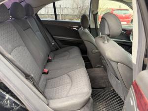 Melns Mercedes-Benz E 220 2004 Narva, ar dzinēja tilpumu 2.20 L un nobraukumu 413 tūkst. km par 1999 €, foto 17 vietnē AUTOMOTO.COM.LV