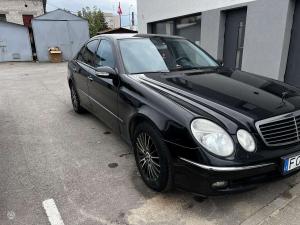 Черный Мерседес E 220 2004 в Каунас, объемом двигателя 2.20 л и пробегом 320 тыс. км за 3200 €, фото 19 на AUTOMOTO.COM.LV