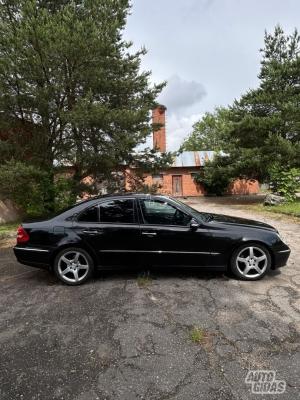 Black Mercedes-Benz E 220 2005 in Vilnius, with an engine capacity of 2.10 L and mileage of 457 thousand km for 2750 €, photo 11 on AUTOMOTO.COM.LV