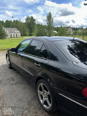 Black Mercedes-Benz E 220 2005 in Vilnius, with an engine capacity of 2.10 L and mileage of 457 thousand km for 2750 €, photo 14 on AUTOMOTO.COM.LV