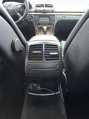 Black Mercedes-Benz E 220 2005 in Vilnius, with an engine capacity of 2.10 L and mileage of 457 thousand km for 2750 €, photo 20 on AUTOMOTO.COM.LV
