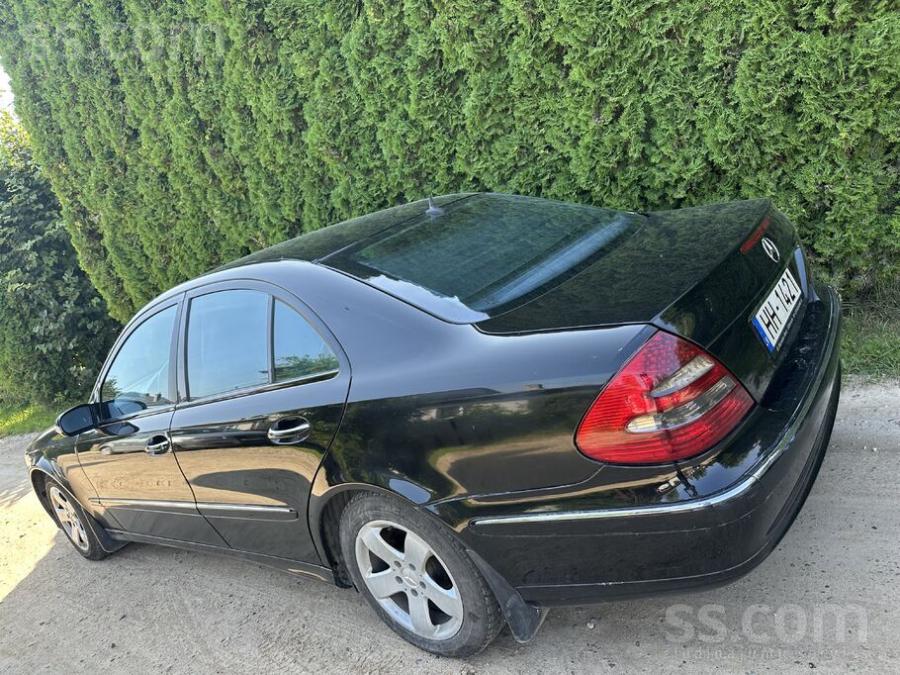 Melns Mercedes-Benz E 220 2005 Ogre, ar dzinēja tilpumu 2.20 L un nobraukumu 304 tūkst. km par 1800 €, foto 3 vietnē AUTOMOTO.COM.LV