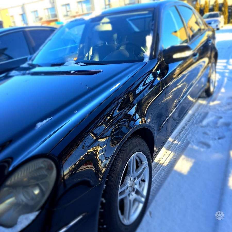 Black Mercedes-Benz E 220 2006 in Kaunas, with an engine capacity of 2.15 L and mileage of 271 thousand km for 4000 €, photo 10 on AUTOMOTO.COM.LV