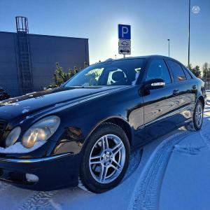 Black Mercedes-Benz E 220 2006 in Kaunas, with an engine capacity of 2.15 L and mileage of 271 thousand km for 4000 €, photo 15 on AUTOMOTO.COM.LV