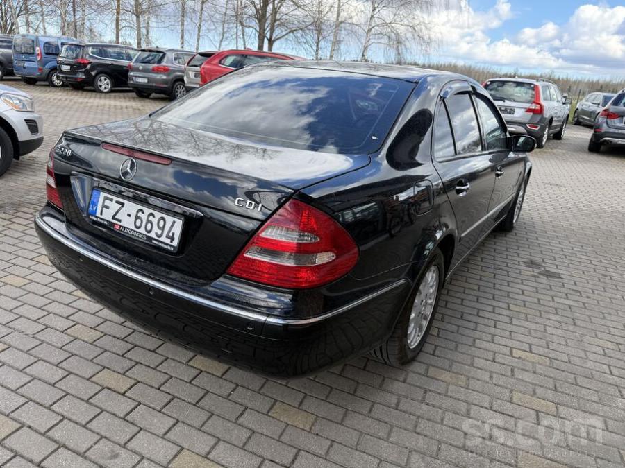 Melns Mercedes-Benz E 220 2006 Talsi, ar dzinēja tilpumu 2.20 L un nobraukumu 310 tūkst. km par 3470 €, foto 4 vietnē AUTOMOTO.COM.LV