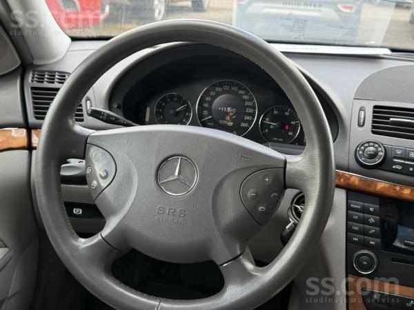 Melns Mercedes-Benz E 220 2006 Talsi, ar dzinēja tilpumu 2.20 L un nobraukumu 310 tūkst. km par 3470 €, foto 10 vietnē AUTOMOTO.COM.LV