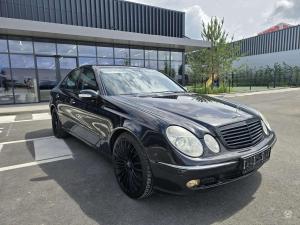 Черный Мерседес E 220 2006 в Каунас, объемом двигателя 2.15 л и пробегом 285 тыс. км за 3450 €, фото 4 на AUTOMOTO.COM.LV