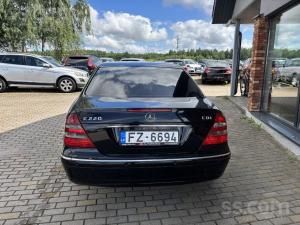 Melns Mercedes-Benz E 220 2006 Talsi, ar dzinēja tilpumu 2.20 L un nobraukumu 310 tūkst. km par 3070 €, foto 4 vietnē AUTOMOTO.COM.LV