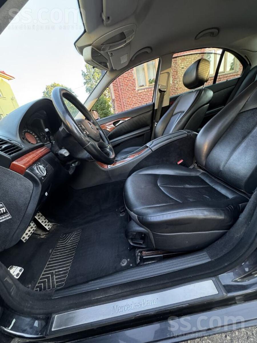 Melns Mercedes-Benz E 220 2006 Valmiera, ar dzinēja tilpumu 2.20 L un nobraukumu 327 tūkst. km par 2550 €, foto 5 vietnē AUTOMOTO.COM.LV